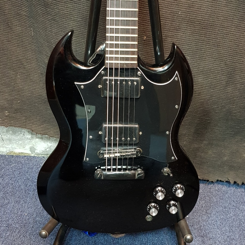 Pre-owned Scorpion SX black - Gibson SG style guitar Right handed ...